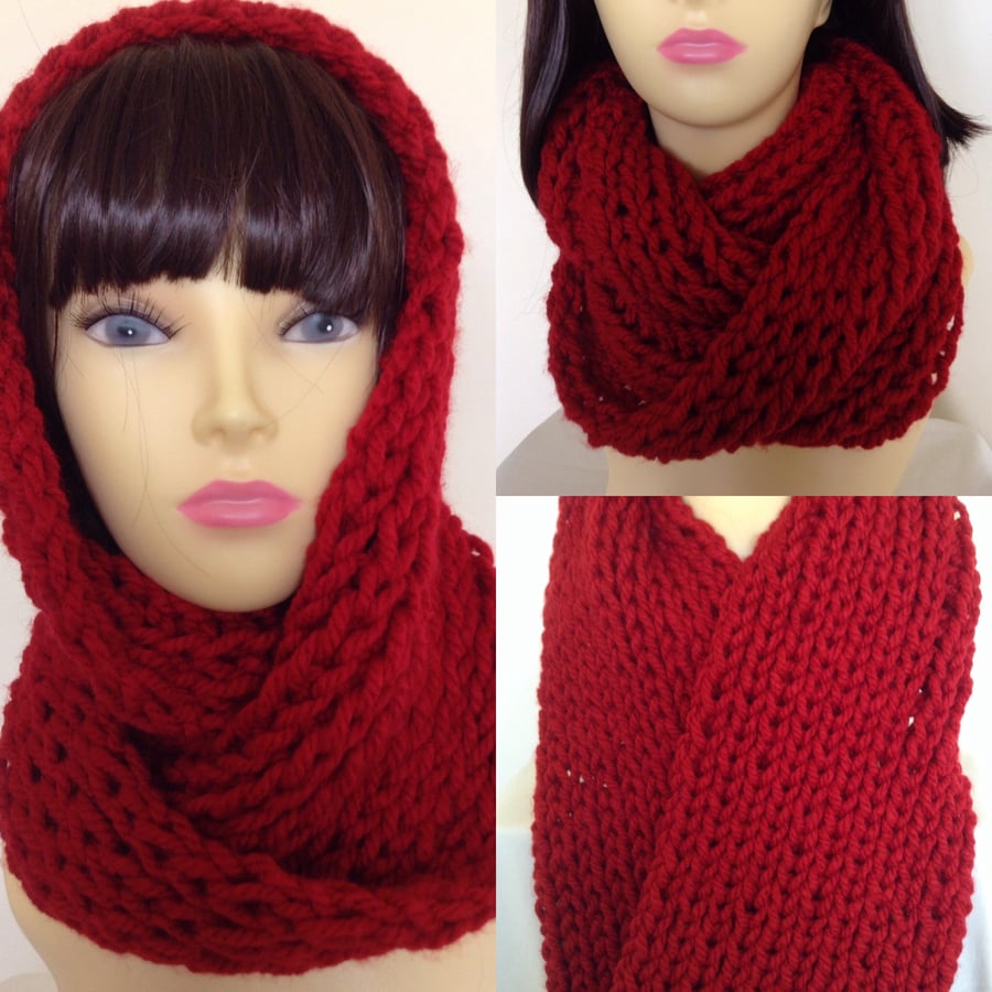 Knitted Infinity Loop Scarf in Red - Folksy
