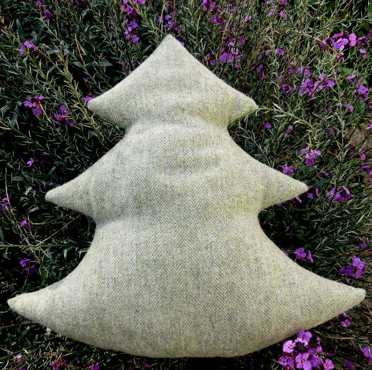 Tree cushion, 42cm x 43cm, Christmas - Folksy