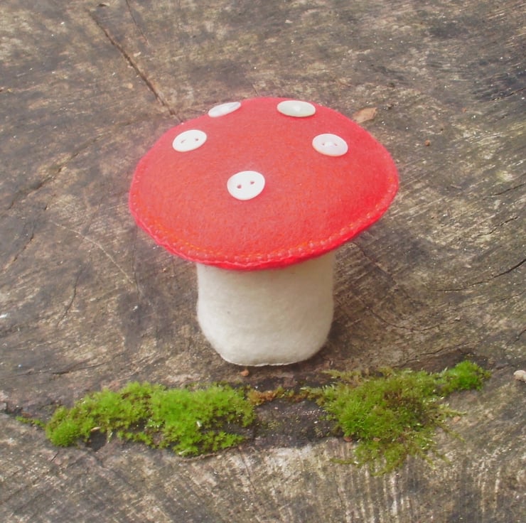 Toadstool pin cushion,pin cushion,fairy toadsto... - Folksy