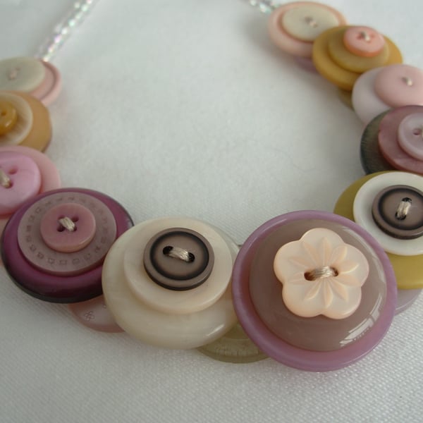 Button Necklace Vintage Flower Garden - Folksy
