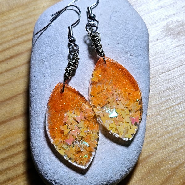 Epoxy resin sparkling earrings in orange, ideal... - Folksy