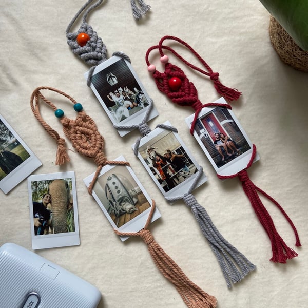 Set 4 photo hanger, Macrame photo Frame, Rear V... - Folksy