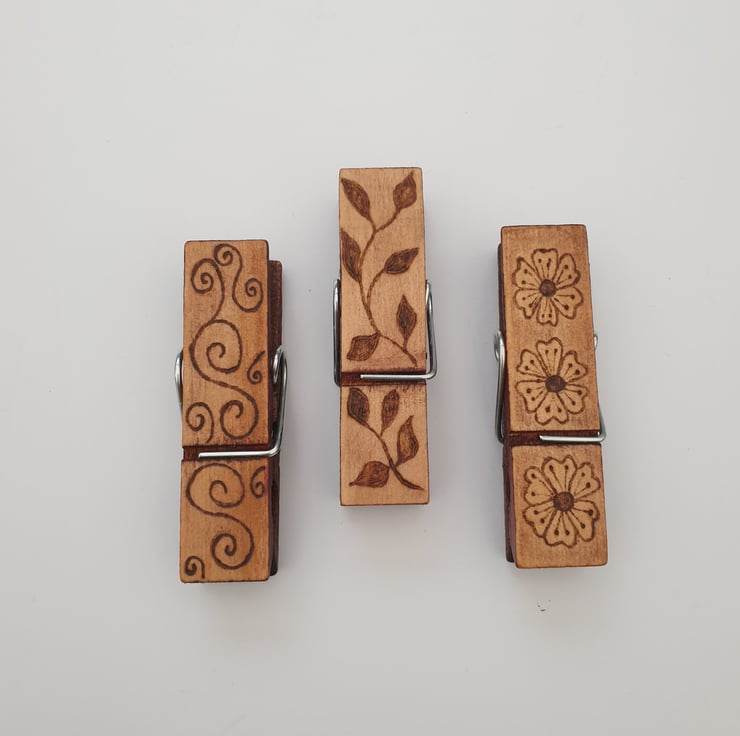 Peg fridge magnets wood burned pattern set of 3 - Folksy