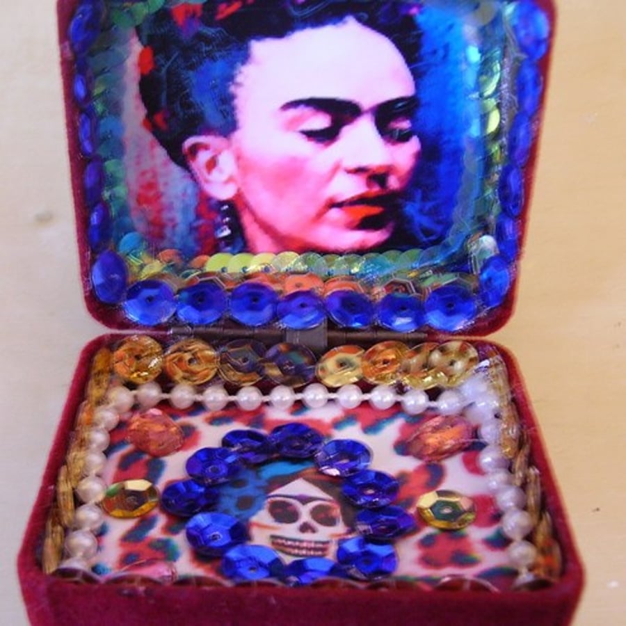 Frida Kahlo Day of the dead OOAK velvet box shrine - Folksy