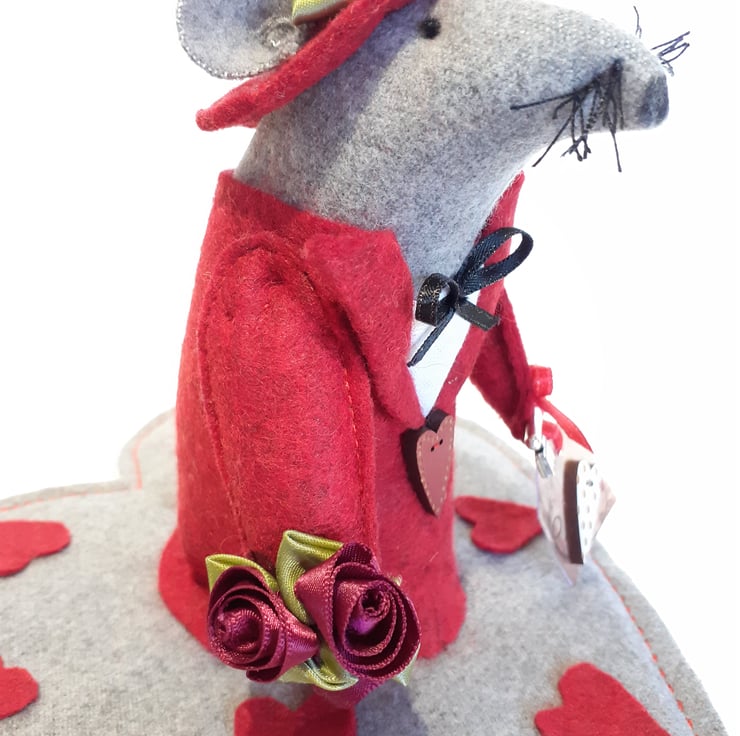 Valentine Mouse Gift - Folksy