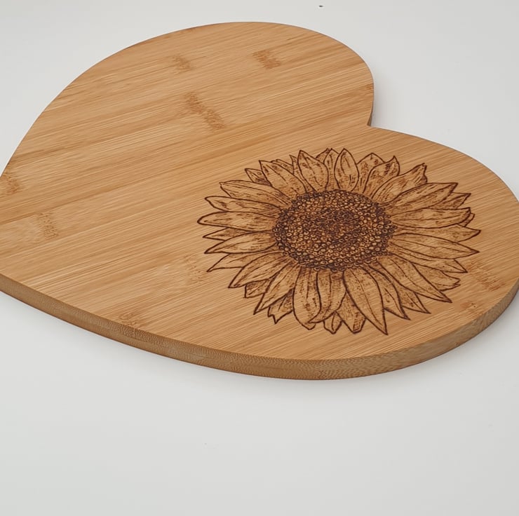 sunflower design chopping board - pyrography k... - Folksy