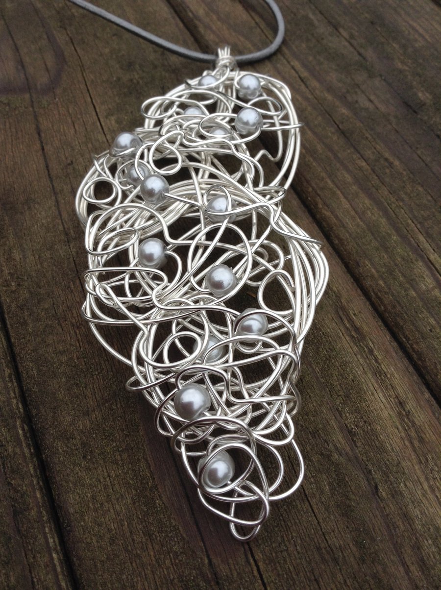Wire n Pearls Pendant - Folksy