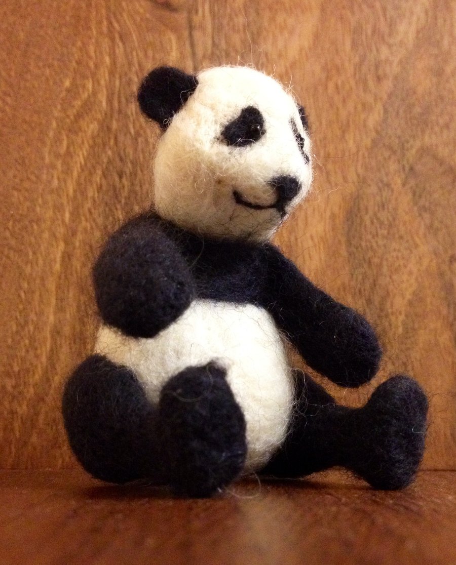 Panda needle felt kit - Folksy