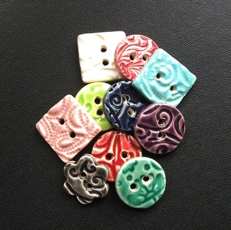 Set of 10 small ceramic buttons in mixed colours - Folksy
