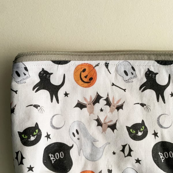Halloween Pouch - Folksy