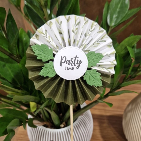 Green Party Cake Topper - Folksy