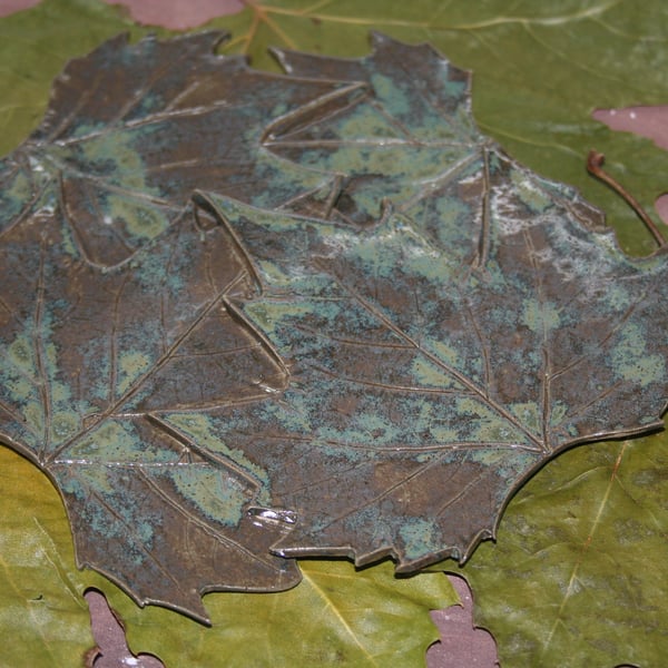 SALE Handmade ceramic green leaf dish - Folksy