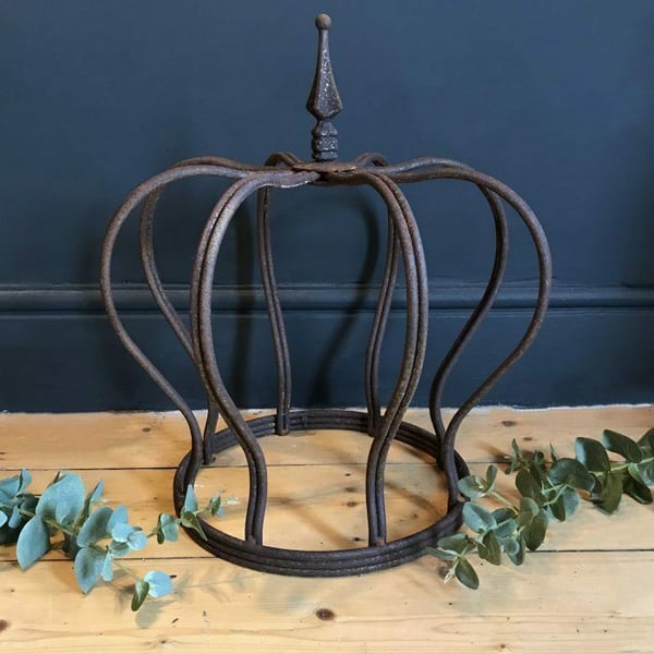Extra Large Rusty Crown Decoration Plant Cage S... - Folksy