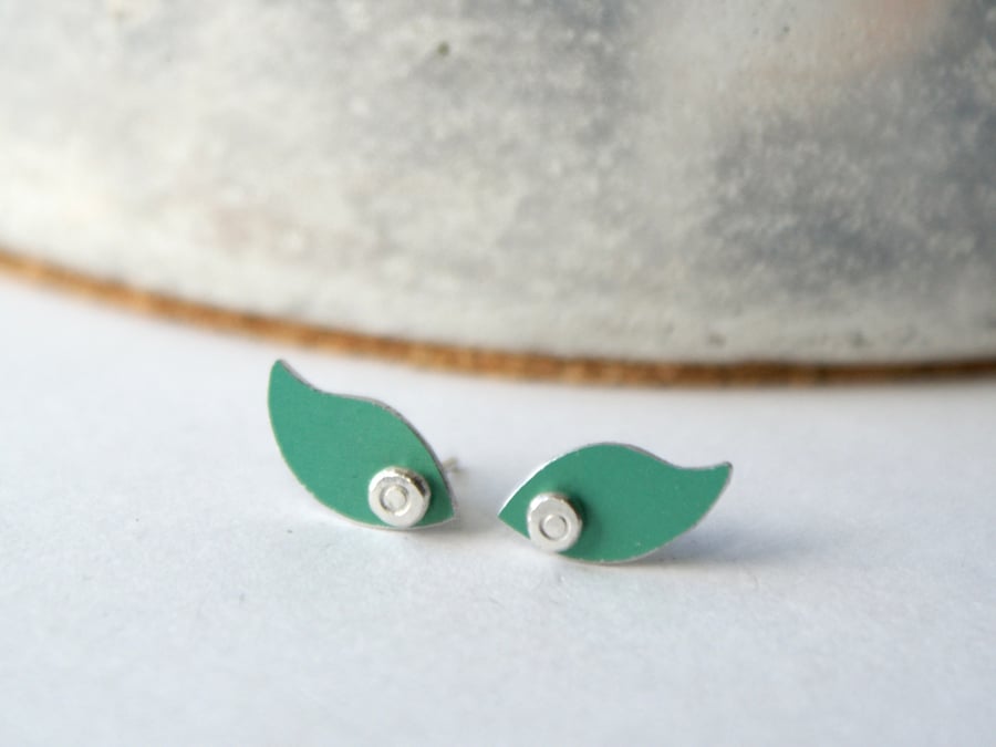 Colour pop leaf studs - green - Folksy