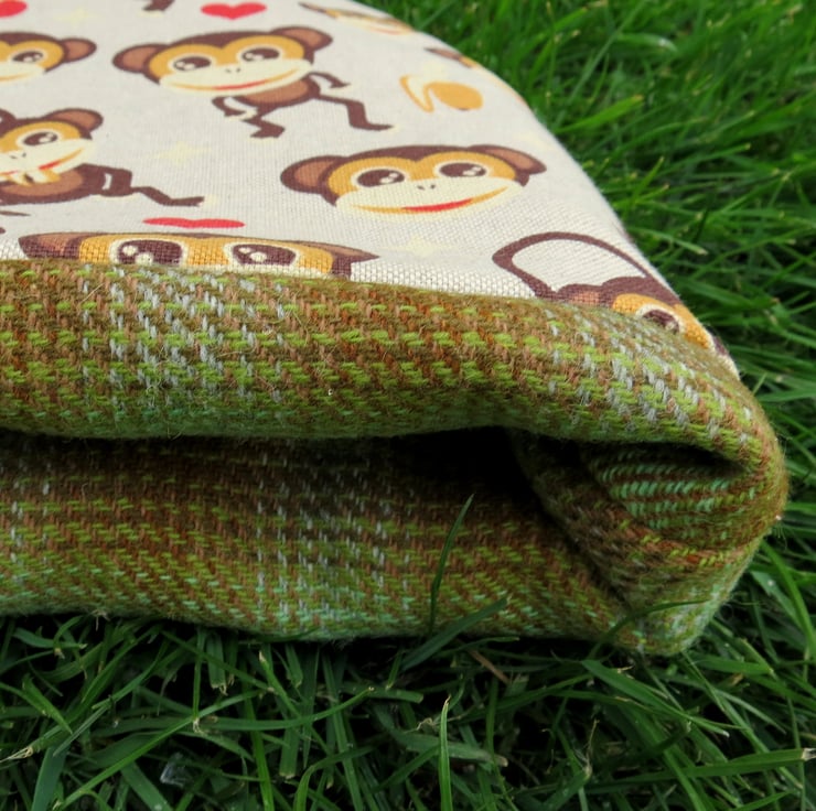 Large tea cosy. A tea cosy with a monkeys desi... - Folksy