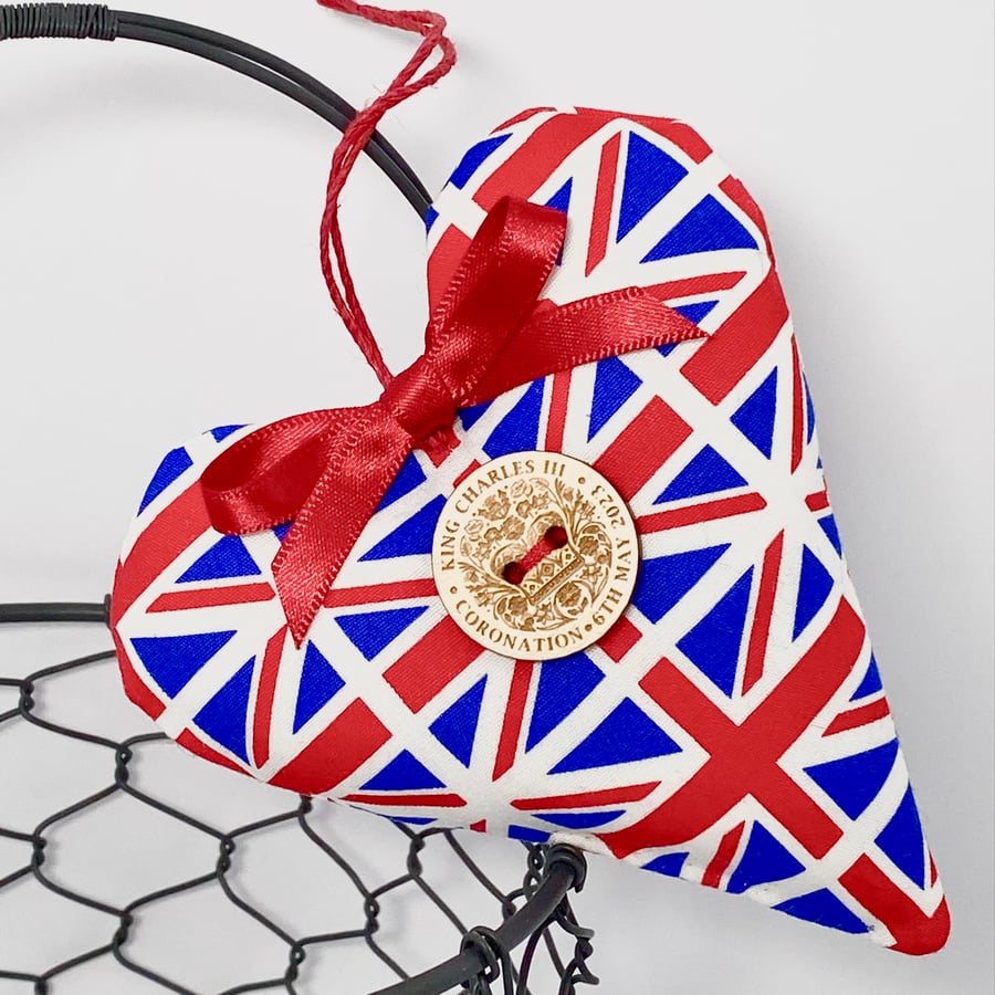 CORONATION HEART - Union Jack with engraved but... - Folksy