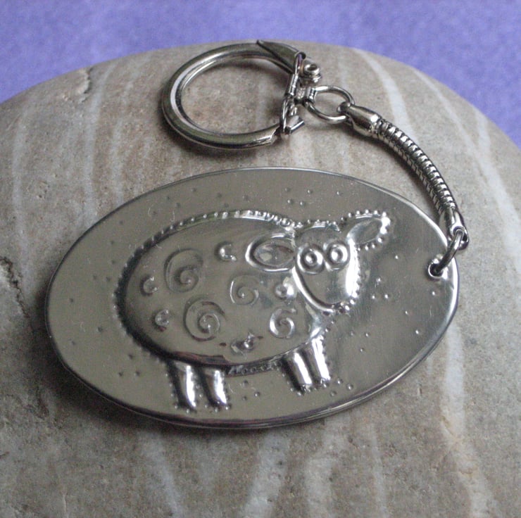 Sheep Keyring in Silver Pewter - Folksy