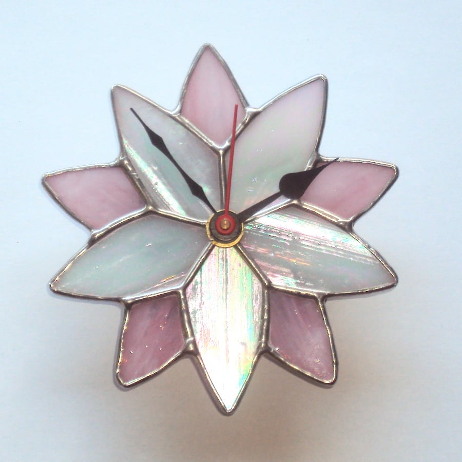 Stained glass flower wall clock - Folksy