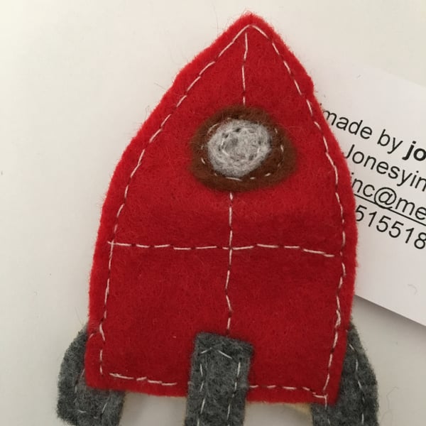 Felt badge - Folksy