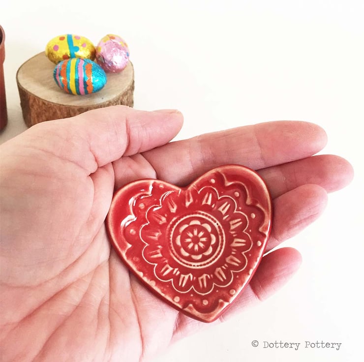 Little pottery heart dish RED trinket dish, rin... - Folksy
