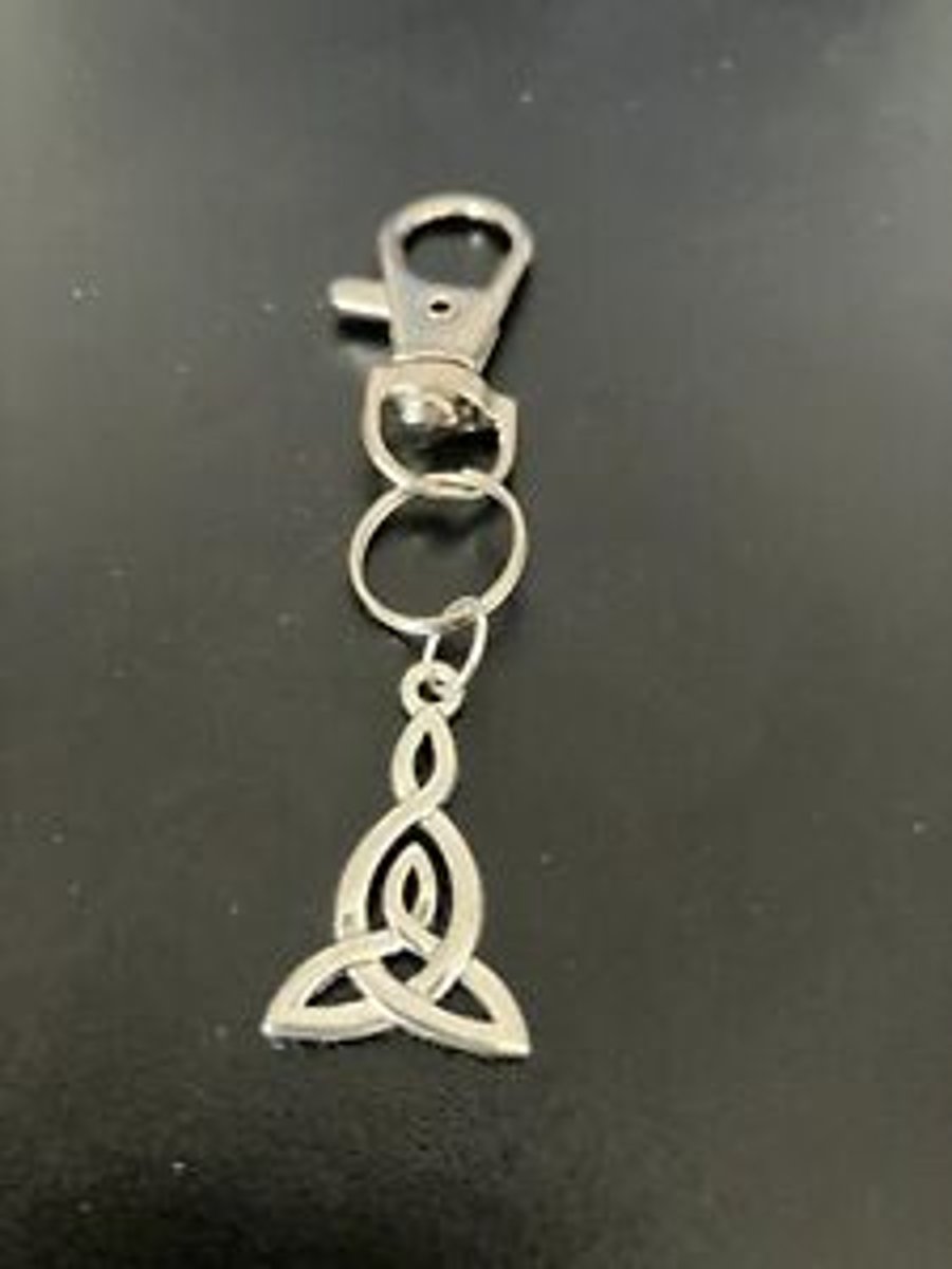 triquetra celtic knot keyring bag charm zip pul... - Folksy