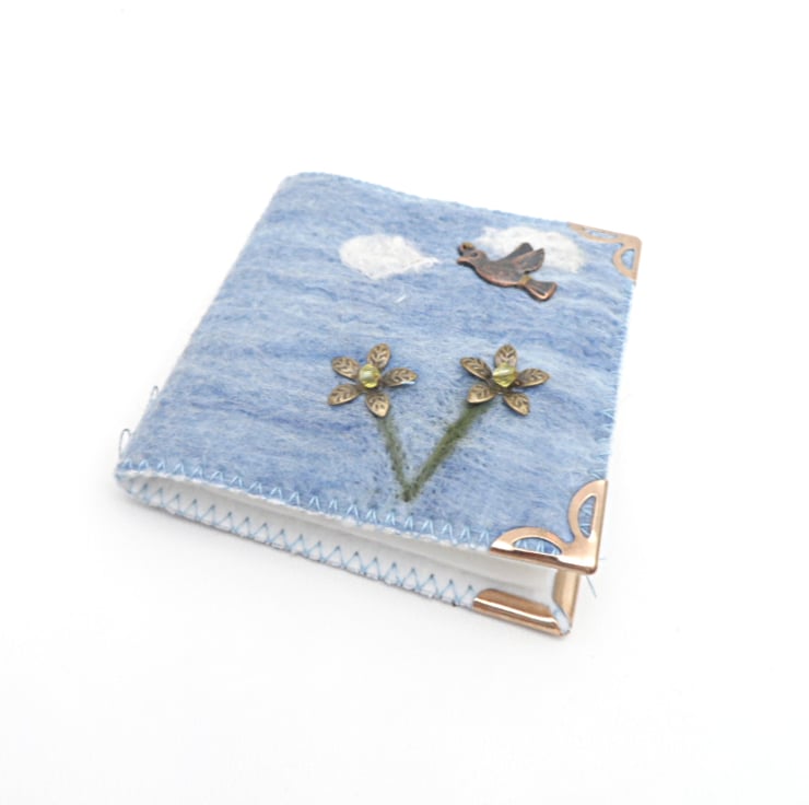 Mending kit, sewing kit, light blue felt needle... - Folksy