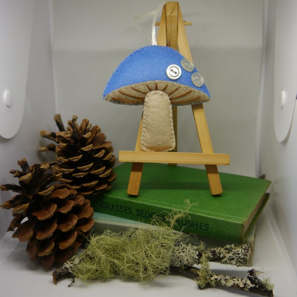 Felt toadstool ornament, blue, handsewn, vintag... - Folksy