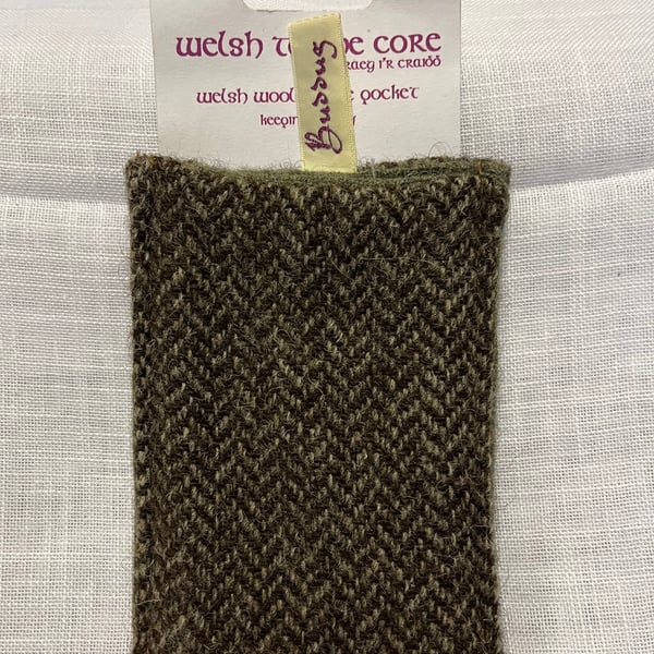 Handmade Welsh Wool Small phone pocket (retro) - Folksy