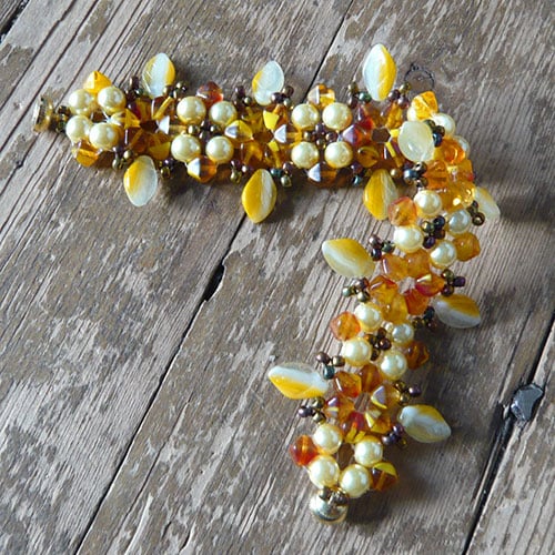 Amber flower - Folksy