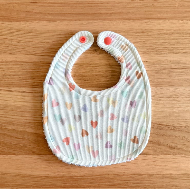 Newborn Baby Bib Coloured Heart Design 0-3 mont... - Folksy