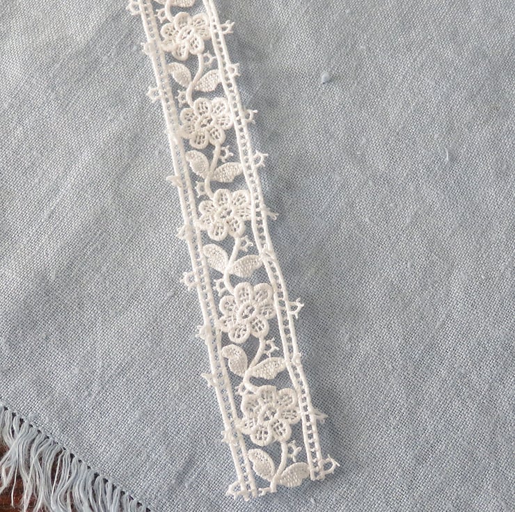 2 pieces of vintage lace - Folksy