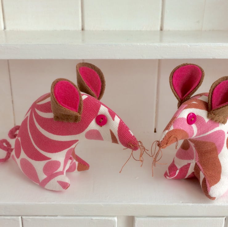 Funky Orcade Vintage fabric PINK 60s70s Retro... - Folksy