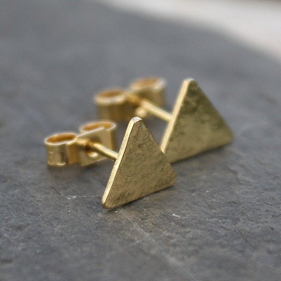 Triangle stud earrings -18 carat gold - Folksy