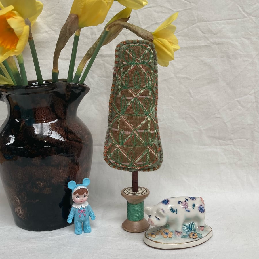 Tall tree - green check - Folksy