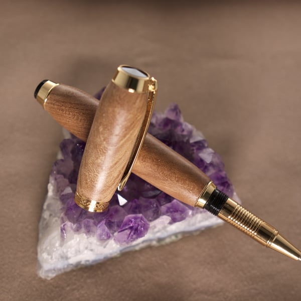 Hand crafted pen in silver birch wood, made in ... - Folksy