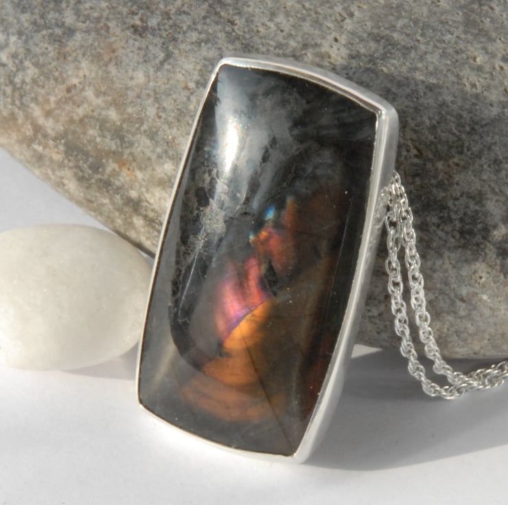 Sterling silver and spectrolite pendant - Folksy