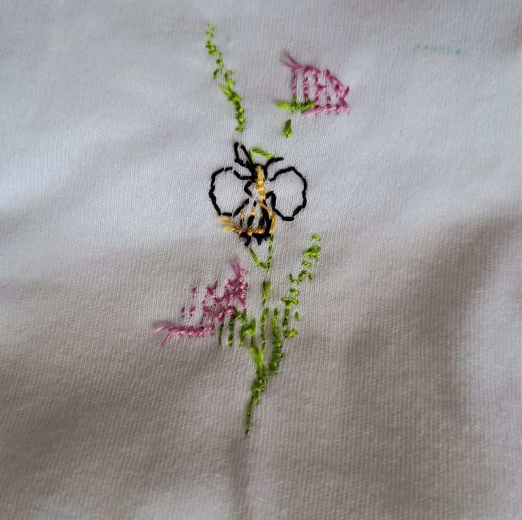 Bee vest, onesie, hand embroidered, age 9-12 mo... - Folksy