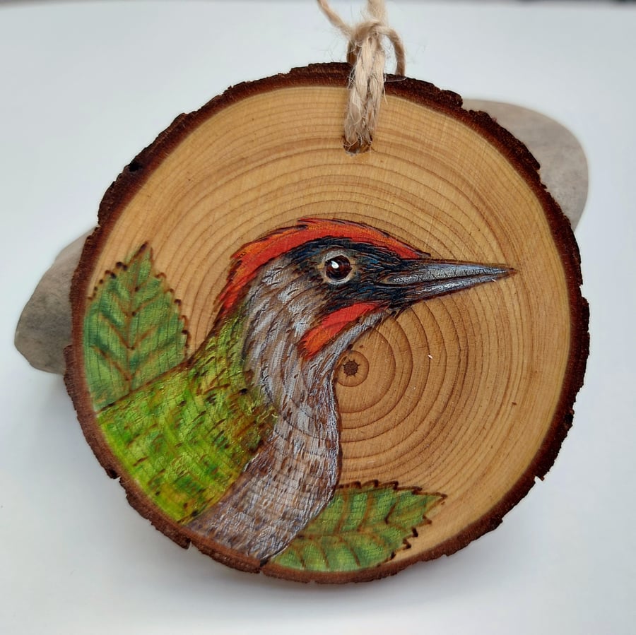 Green woodpecker pyrography log slice - Folksy