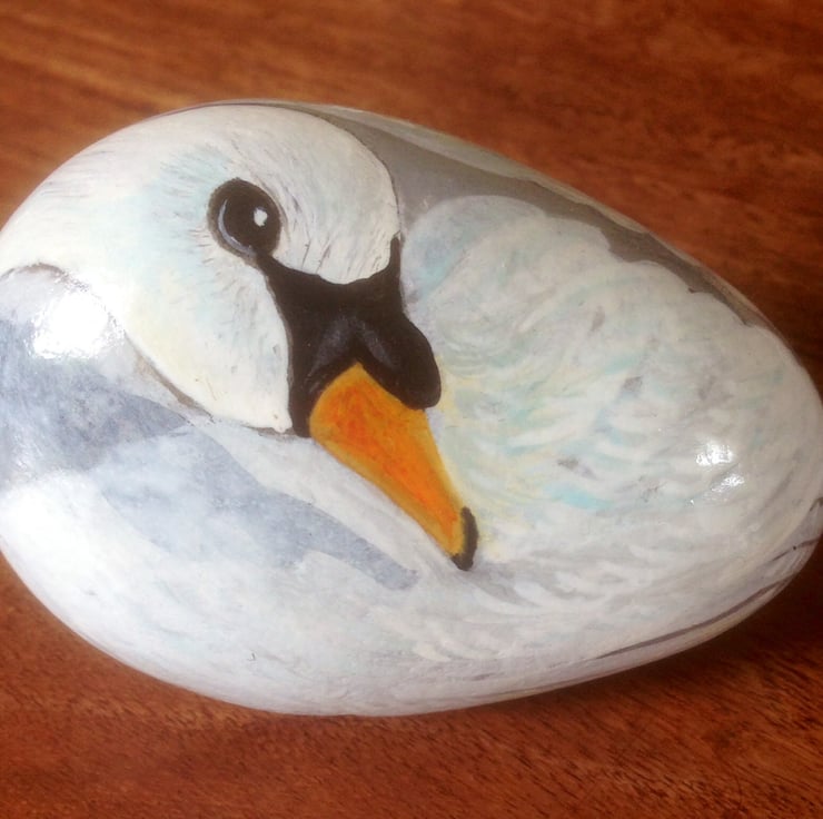 Hand painted rock swan - Folksy
