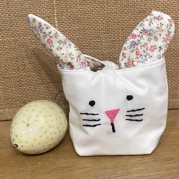 Easter bunny gift bags. Set of two, hand embroi... - Folksy