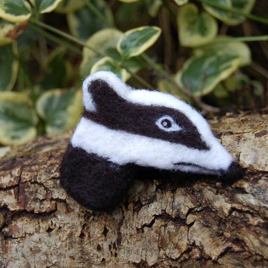 Badger, Needle felt brooch - ladies jewellery ... - Folksy
