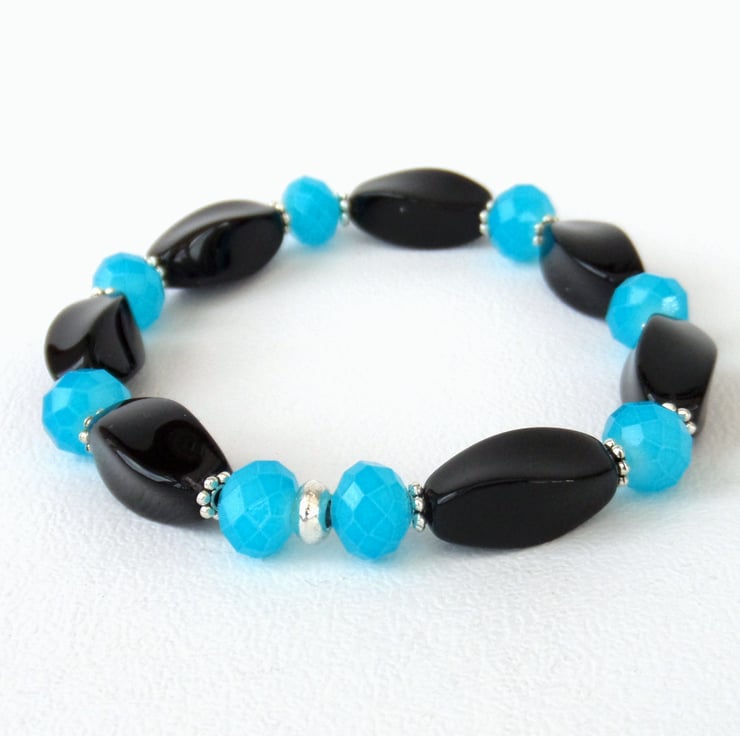 Black onyx and cyan blue crystal stretchy bracelet - Folksy
