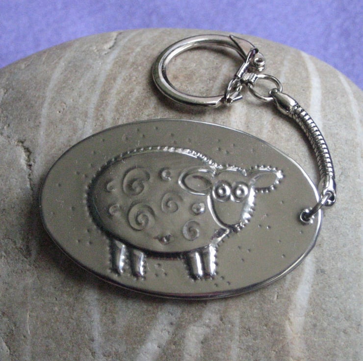 Sheep Keyring in Silver Pewter - Folksy