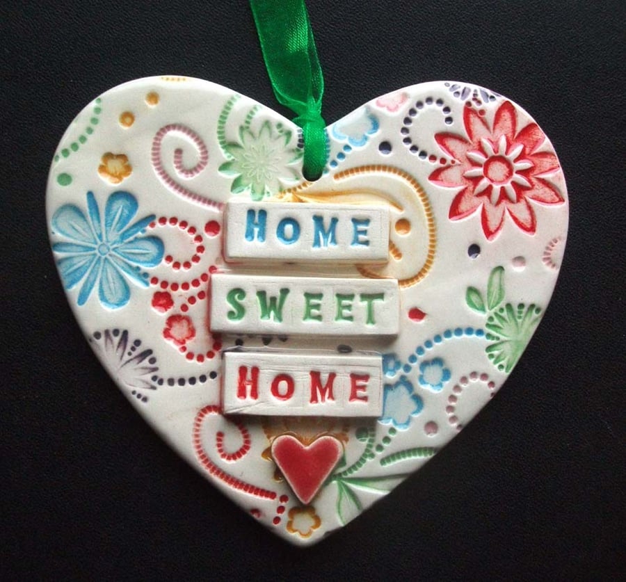 Bright ceramic heart decoration Home Sweet Home - Folksy