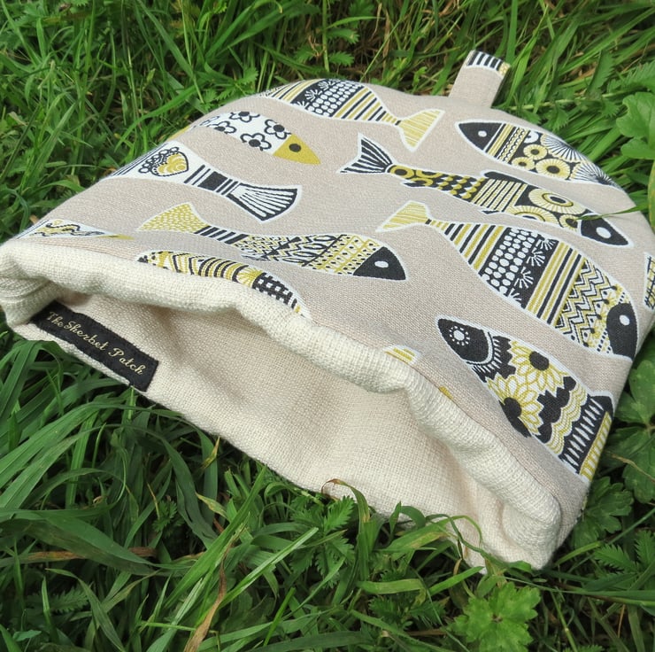 A small tea cosy. Made to fit a 2 cup teapot. ... - Folksy