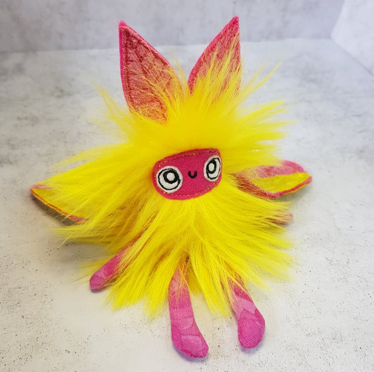 Rosy Maple Mothling - Folksy