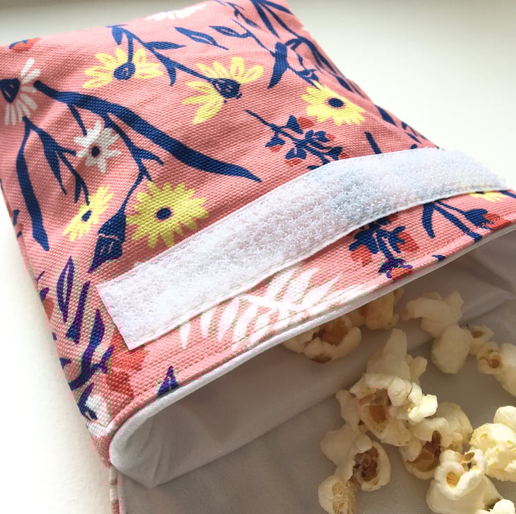 Reusable snack bag square base - Folksy
