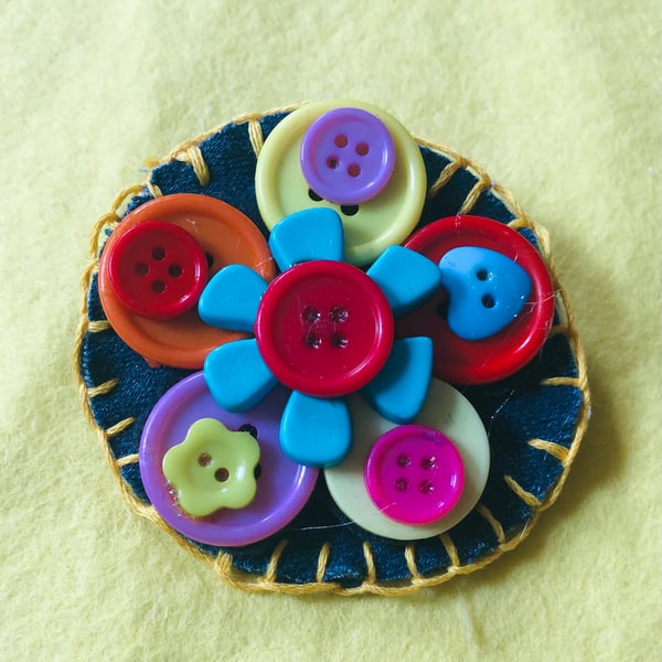 Handmade flower button brooch - Folksy