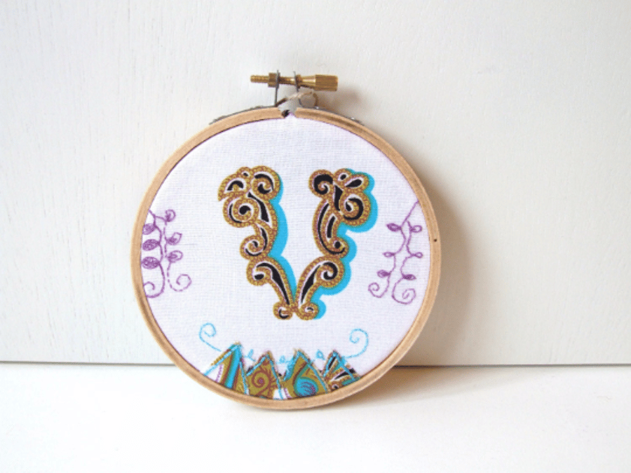 V embroidery hoop, initial letter V embroidery,... - Folksy
