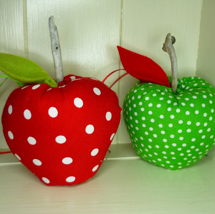 Christmas Tree Decoration Pair of apples 1 x Re... - Folksy
